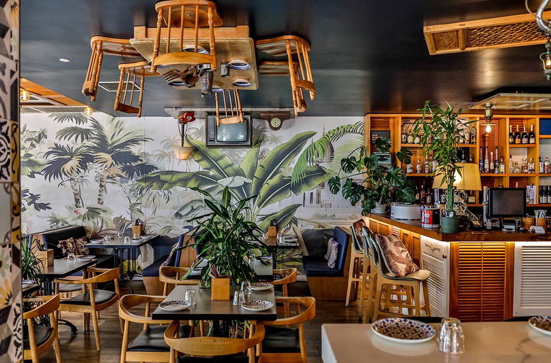 Dining in Orewa - Local Cafés and Restaurants Near Kensington Park